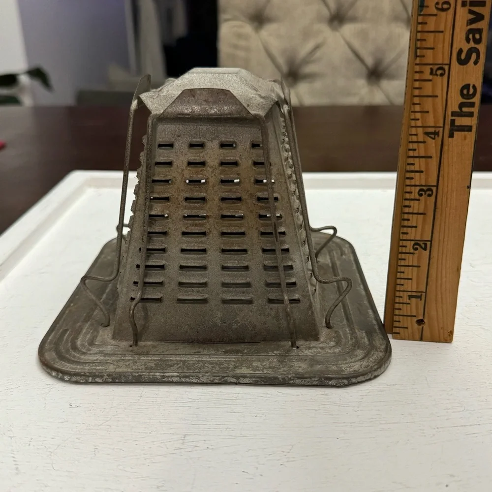 Vintage | Kitchen | Vintageantique Metal Stove Top Toaster Circa 93s ...